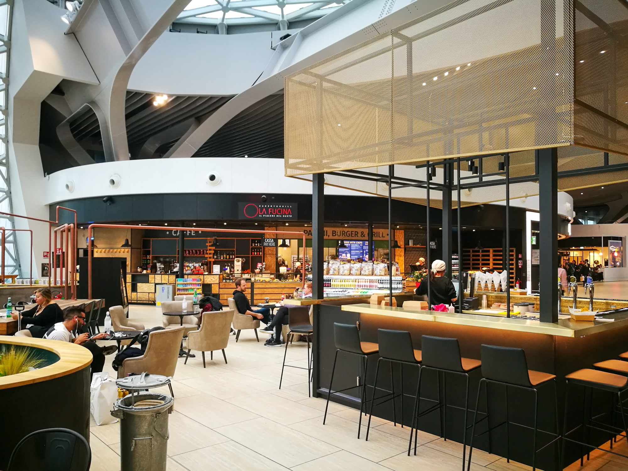 Arredamento Autogrill La Fucina Fiumicino Roma | ISA