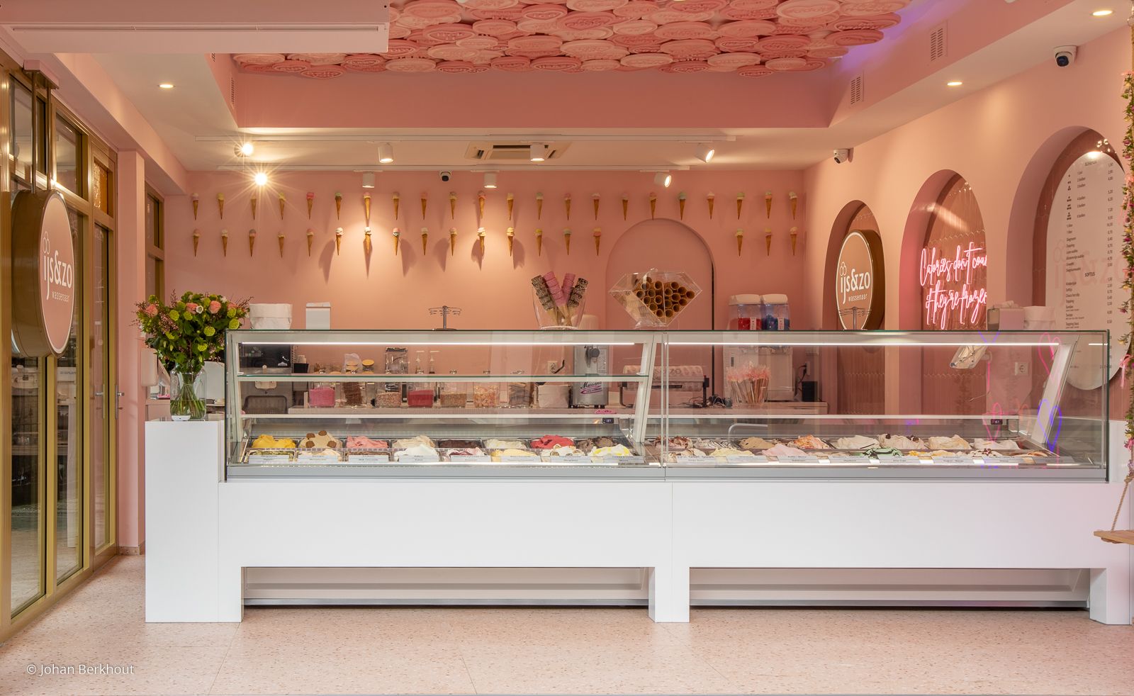 IJssalon IJs & Zo Wassenaar, Langstraat, Netherlands | ISA