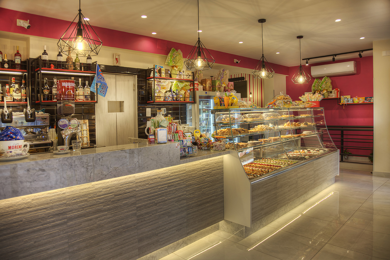 Crema e Amarena Pastry Shop Bar in Neapel Italy | ISA